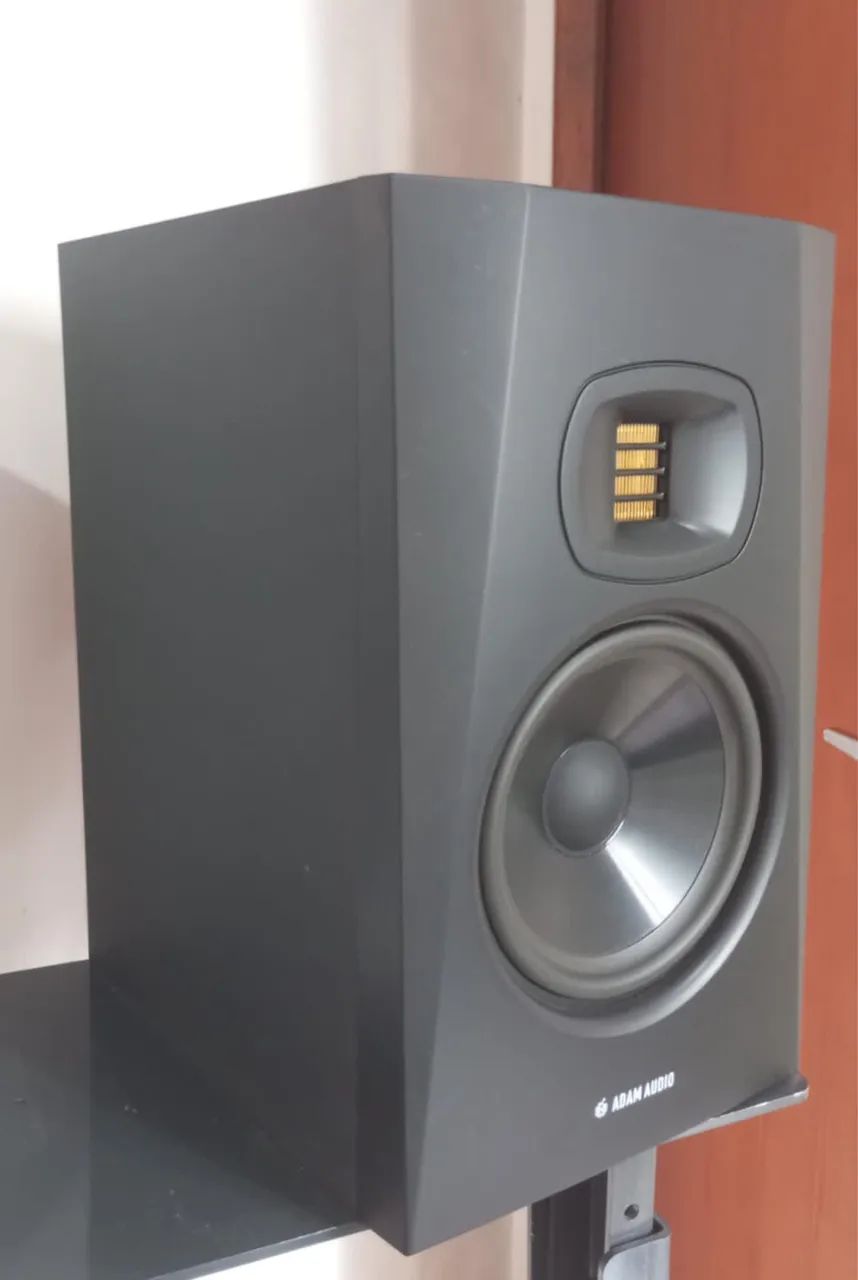 Monitores de referência Adam TV7 (par) - Aparelhos de Som - Parque das ...