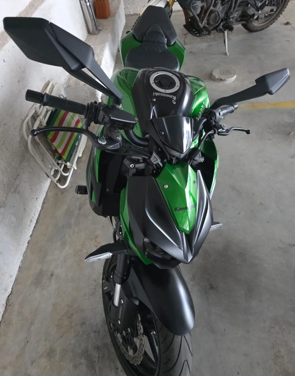 Motos KAWASAKI Z 1000 no Brasil