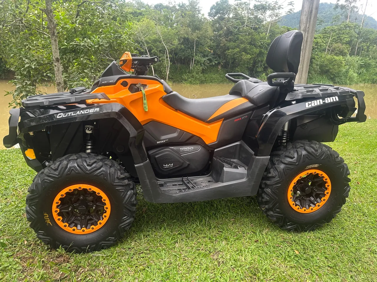 "quadriciclo" - Motos no Brasil