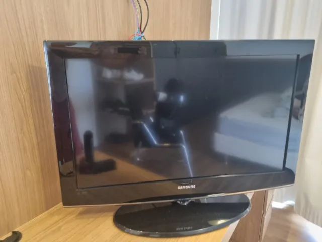 "tv 32 antiga" - TVs no Brasil