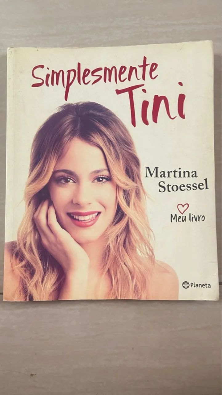 Livro Simplesmente Tini - Martina Stoessel - Livros e revistas - Pompéia, Santos 1423915965 | OLX