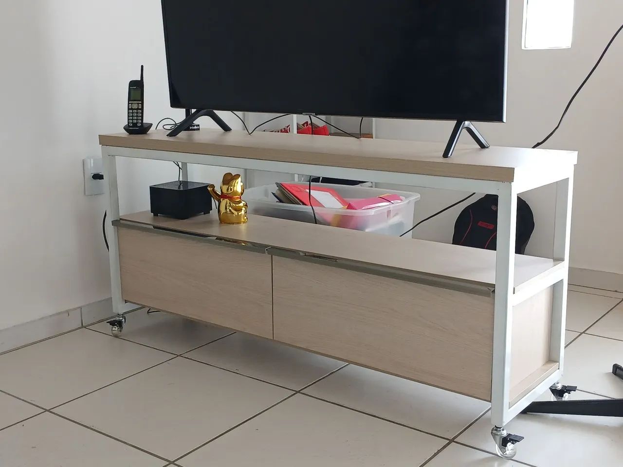 RACK estilo industrial, 1.40 m X 36 cm X 65 cm altura. 2 gavetas, com ...