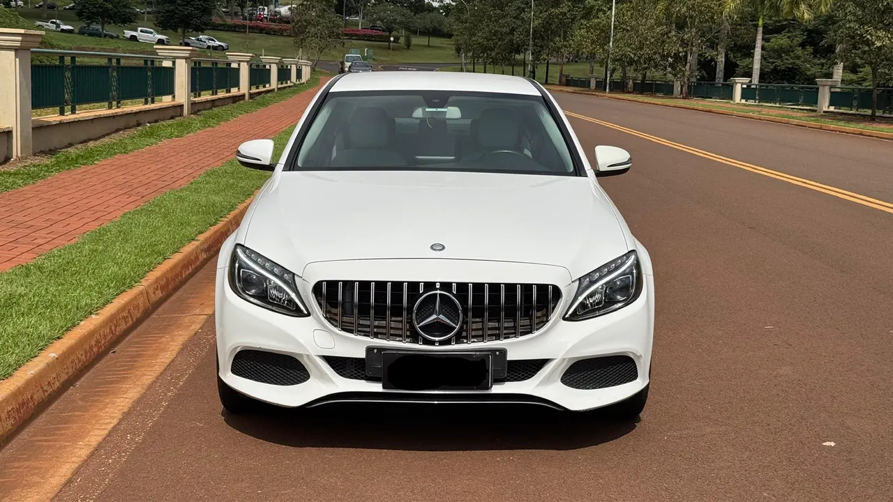 Mercedes-Benz C-180 2017 Usados e Novos