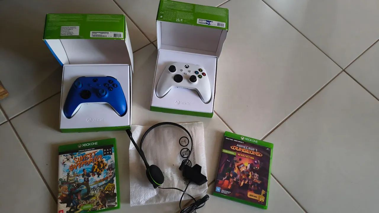 XBox One 500GB + Kinect + Jogos + Headset + Controles + Game Pass ...
