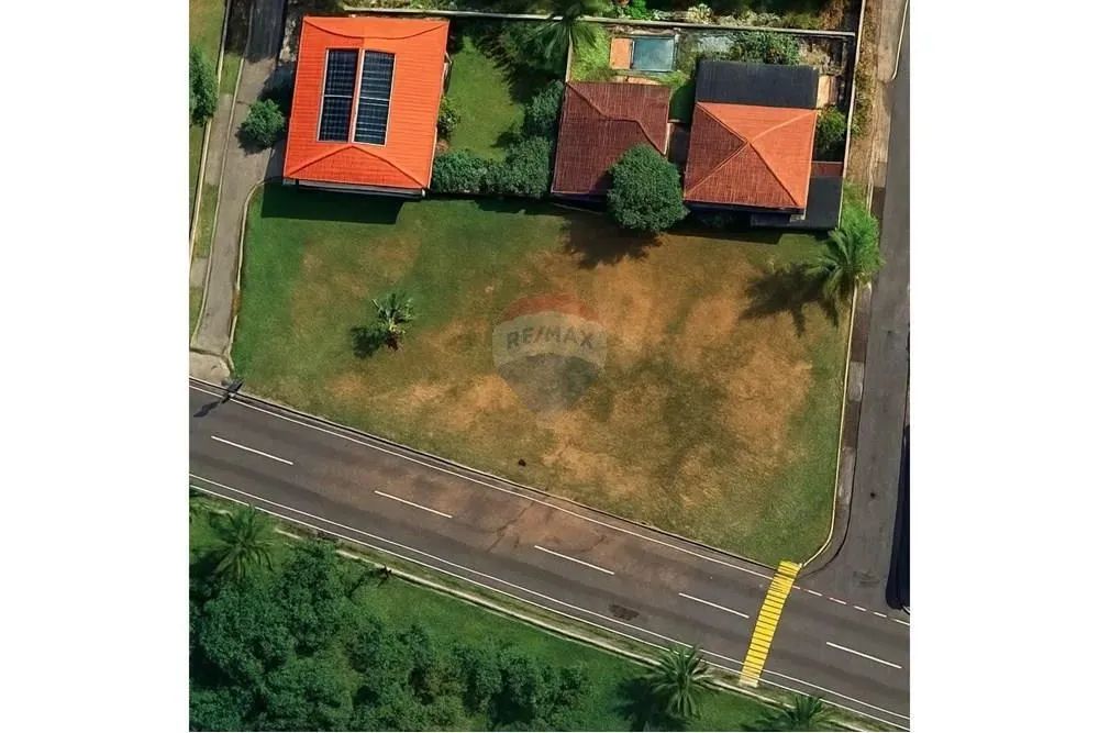 Lote no Residencial Ponta Negra 2 - 1.054 m2 Lote de esquina - Terrenos ...