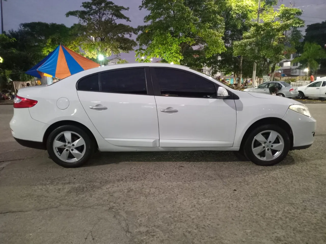 RENAULT FLUENCE 2014 Usados e Novos