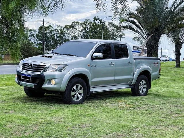 TOYOTA HILUX 2012 Usados e Novos