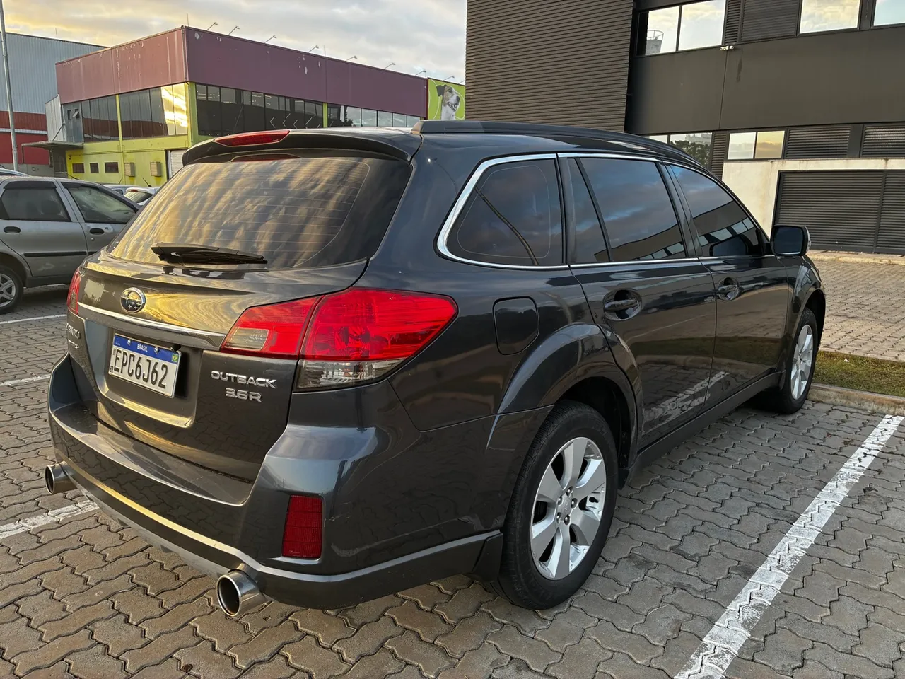 SUBARU OUTBACK Usados e Novos