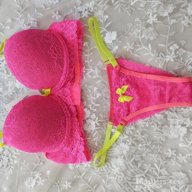 "lingerie neon" no Brasil