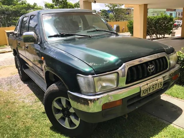 TOYOTA HILUX 2004 Usados e Novos