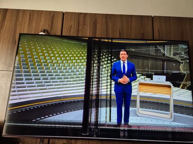 "tela de 75 polegadas" no Brasil