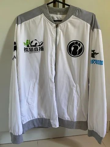 "jaqueta invictus" no Brasil