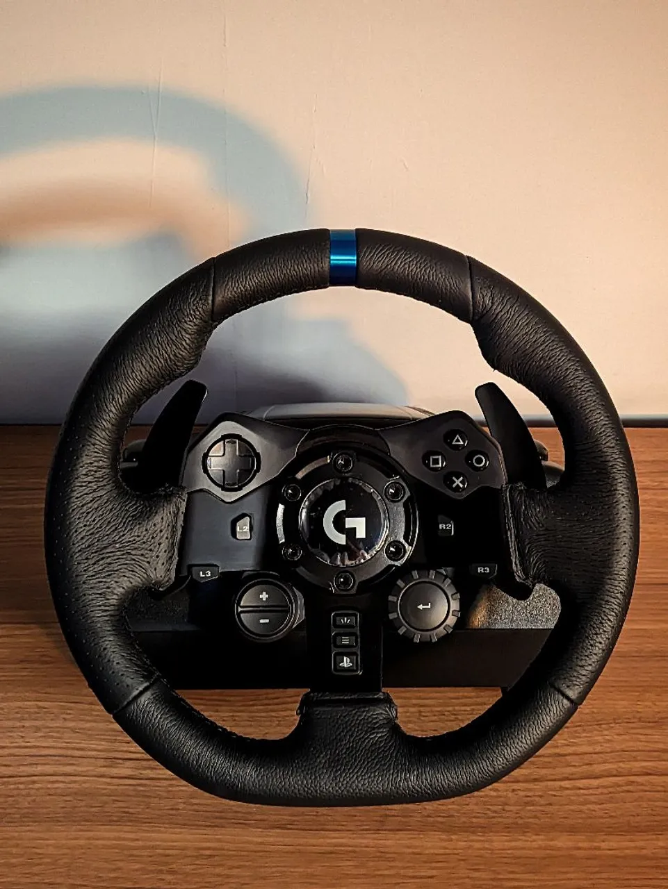 "volantes logitech" no Brasil