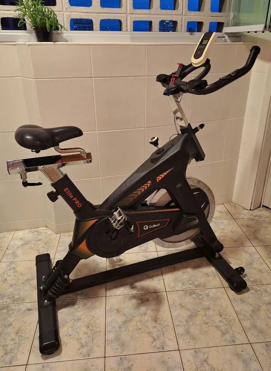 Bicicleta Ergométrica Gallant Elite Pro 18kg - Academia e Exercícios - Jardim São Dimas, São ...
