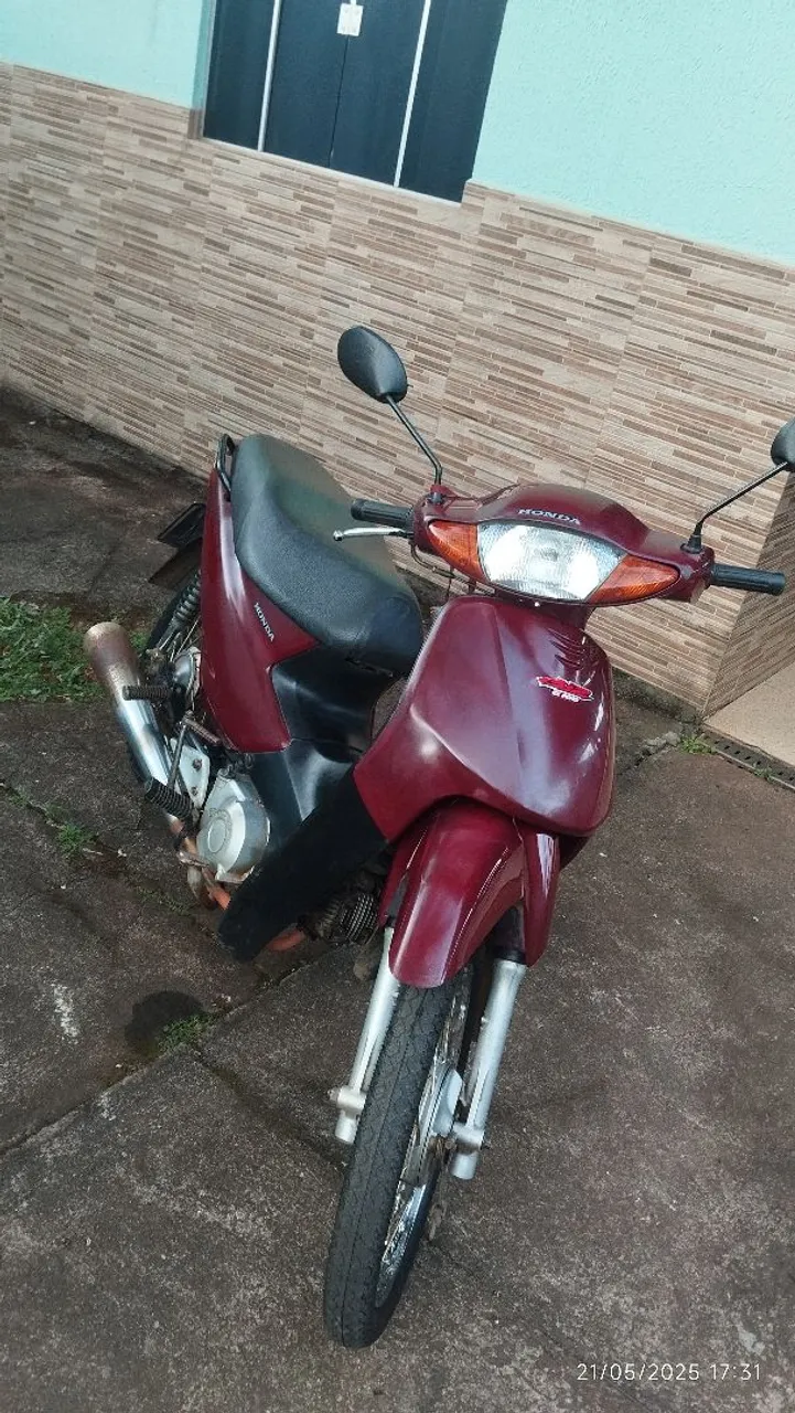 Motos HONDA BIZ 2005 no Brasil
