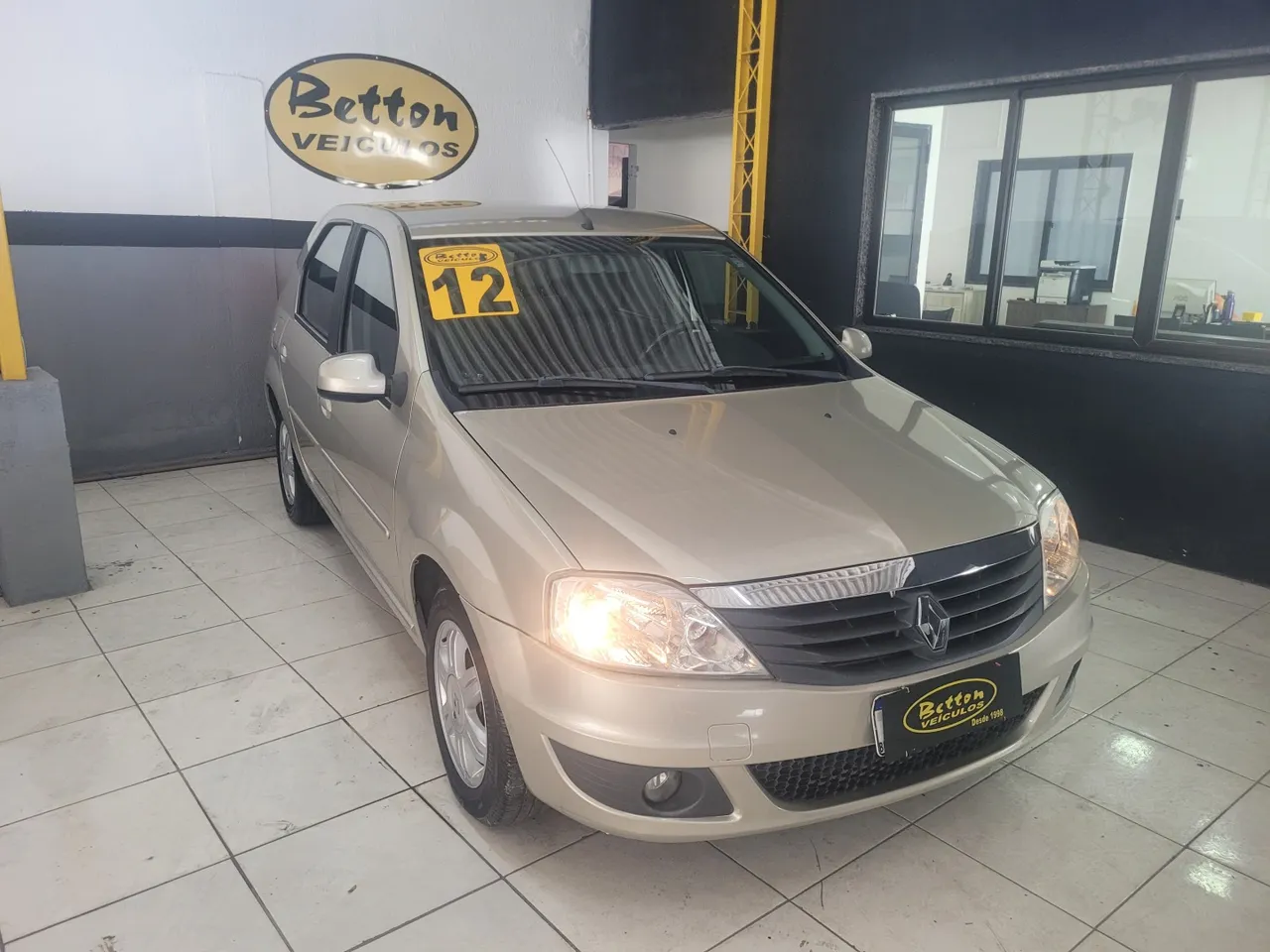 "renault logan 2012" no Brasil