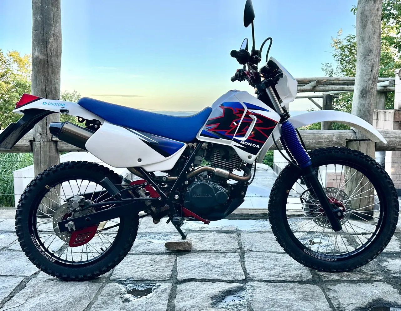 Motos HONDA XR 2000 no Brasil
