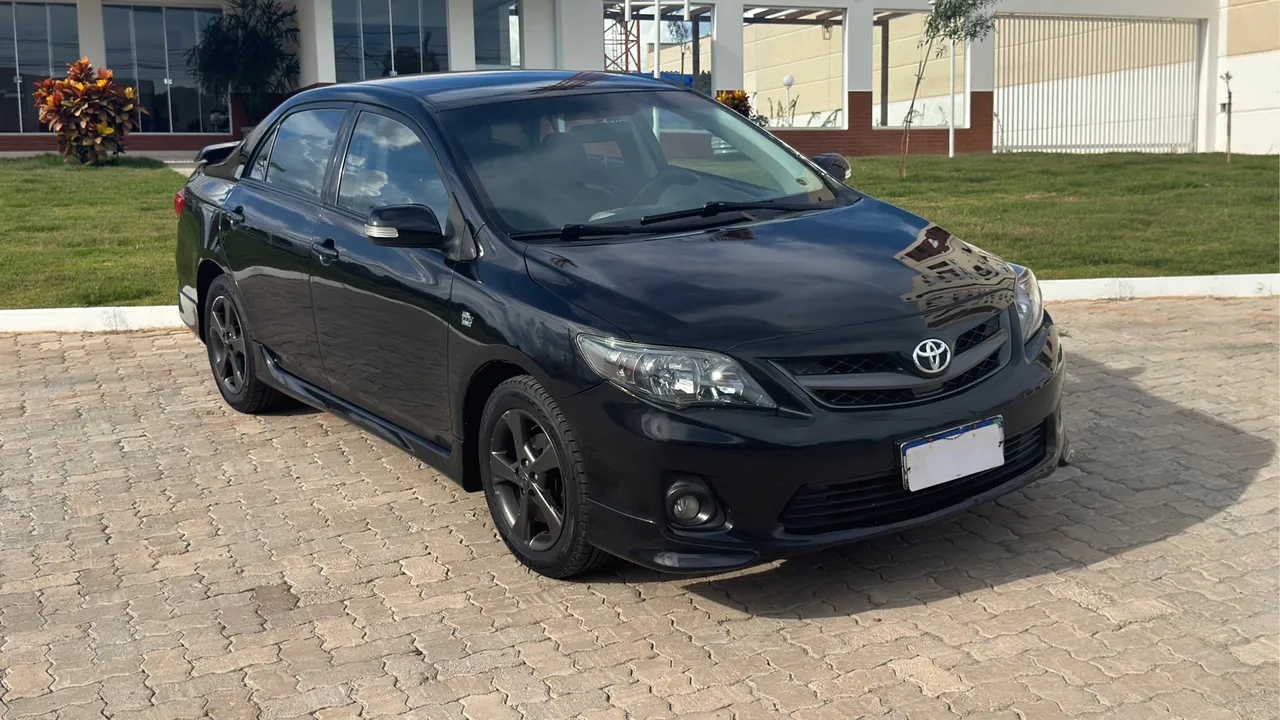 TOYOTA COROLLA 2013 Usados e Novos