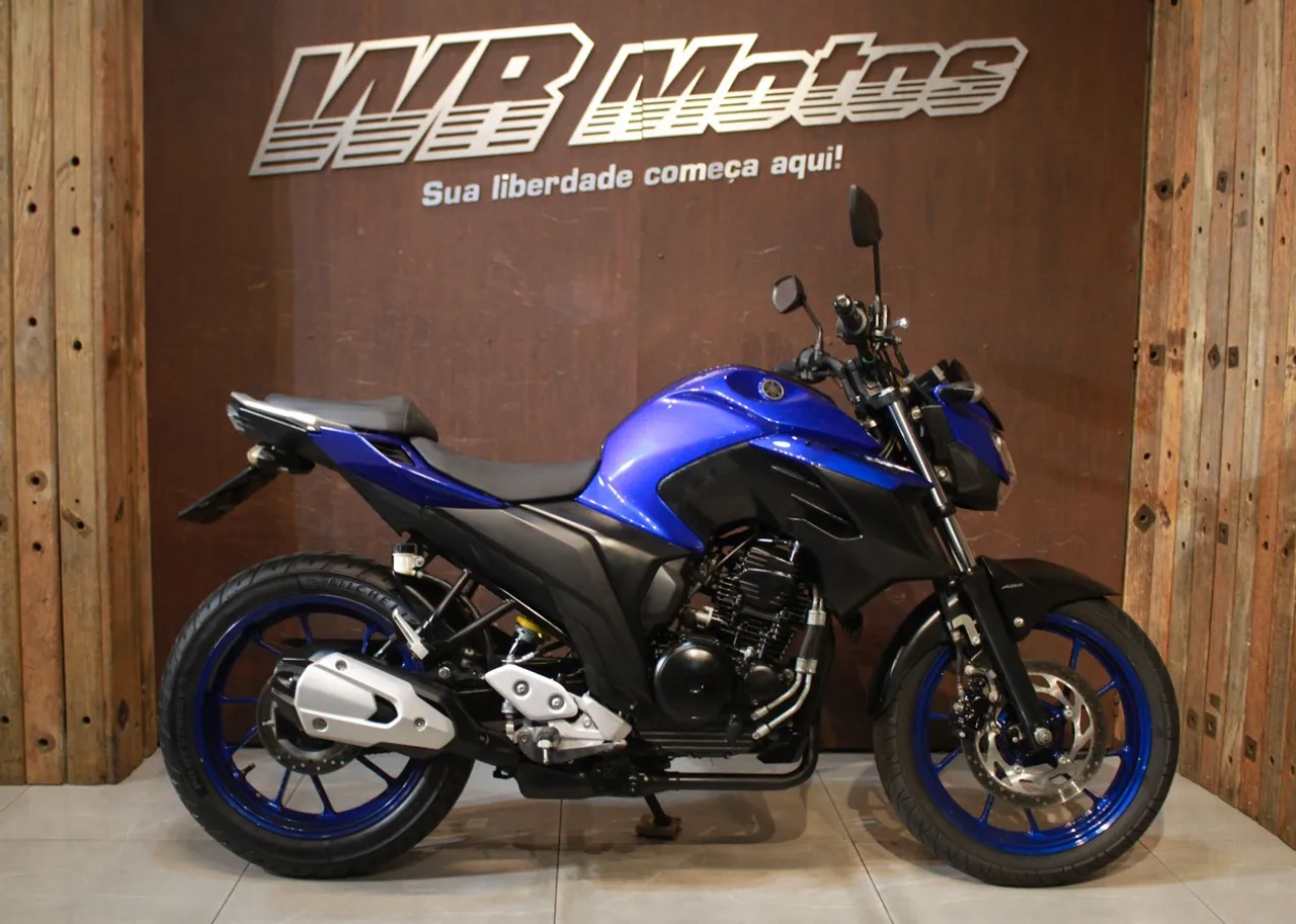 Motos Yamaha FZ25 no Brasil