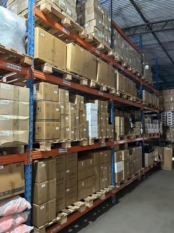 "prateleira porta palete" no Brasil