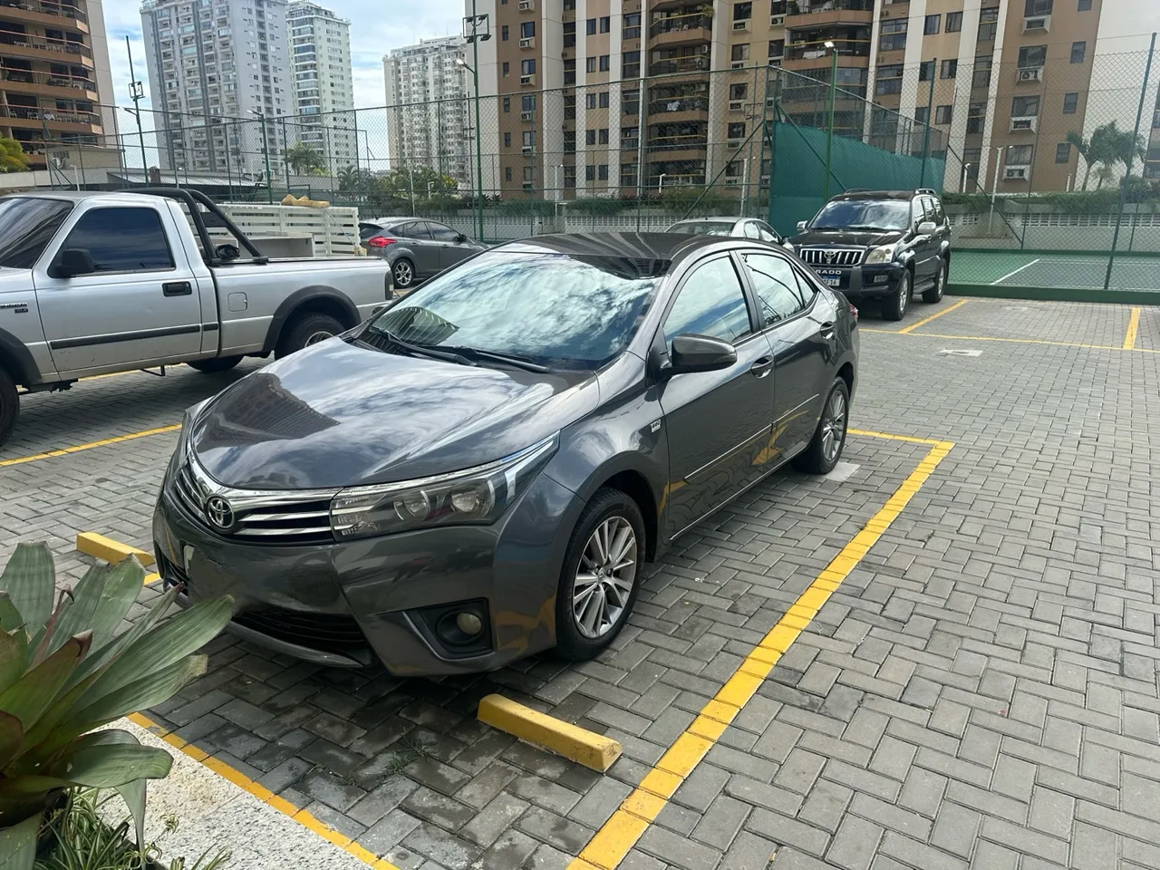 TOYOTA COROLLA 2016 Usados e Novos