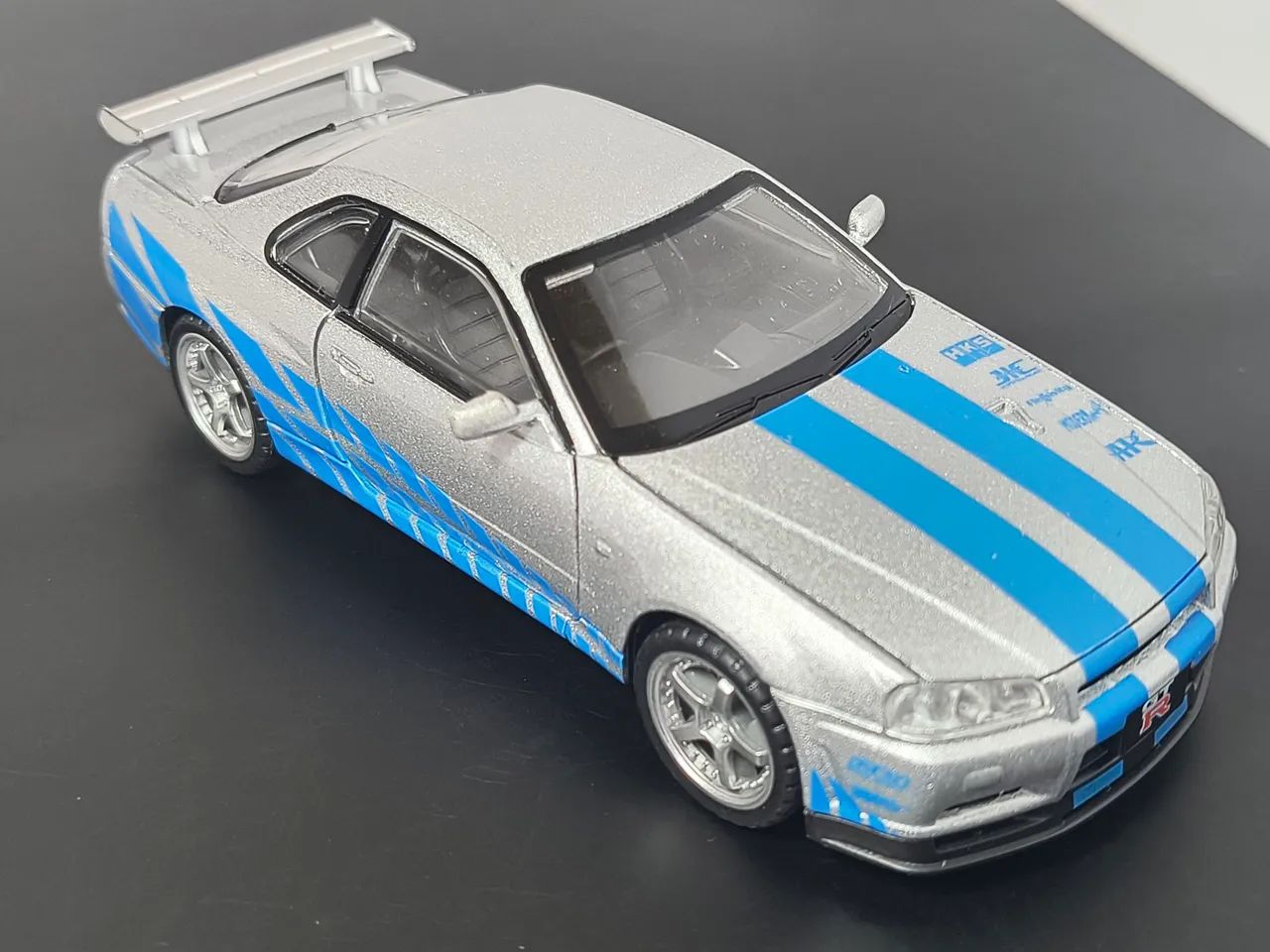 Brian s Nissan GTR Skyline R34 Velozes e Furiosos - escala 1/32 ...