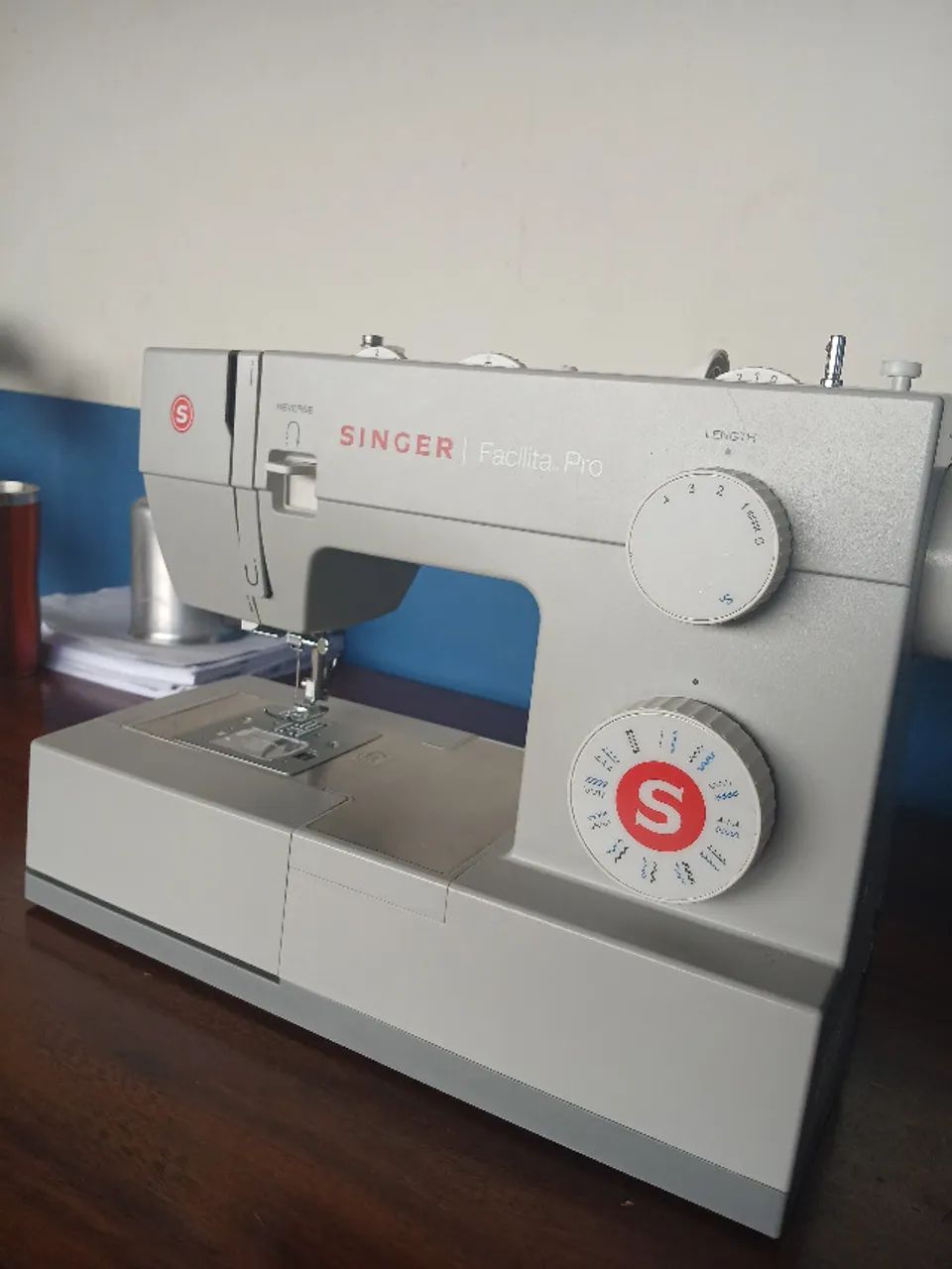 Máquina de Costura Singer Facilita Pro 4423 Mecânica 127 Volt ...