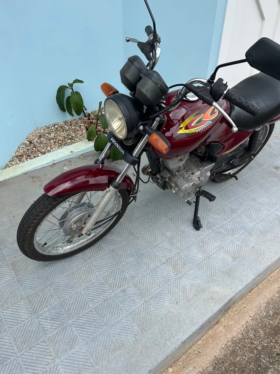 Motos HONDA CG 2001 no Brasil