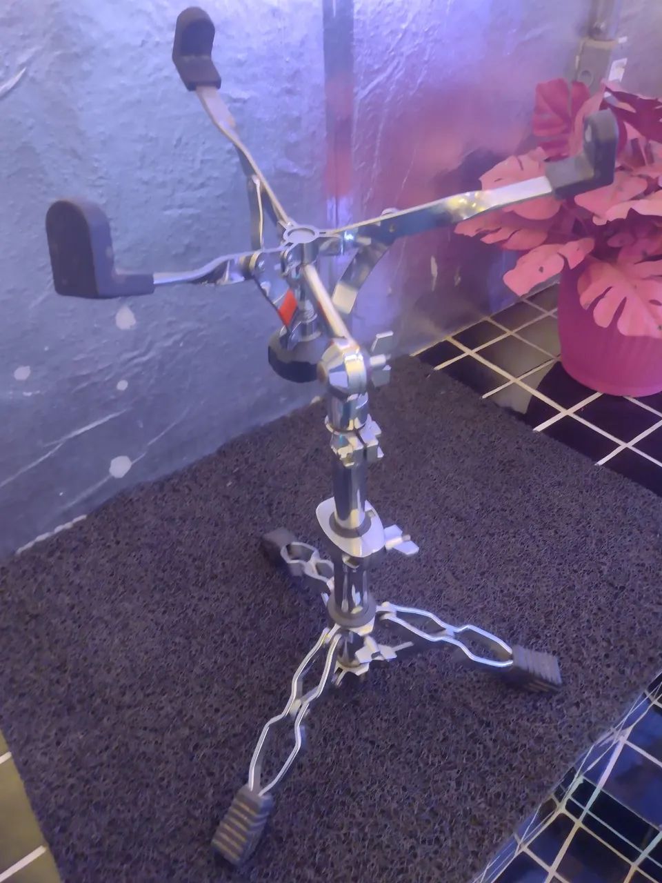 Estante de Caixa Gibraltrar - Instrumentos musicais - Centro ...