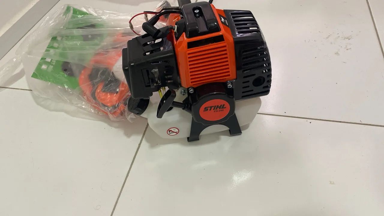 Roçadeira STIHL FS 290 - Tratores e máquinas agrícolas - Santo Antônio ...