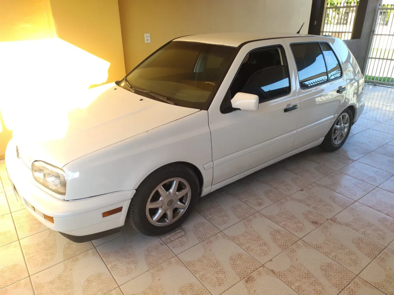 VOLKSWAGEN GOLF 1998 Usados e Novos