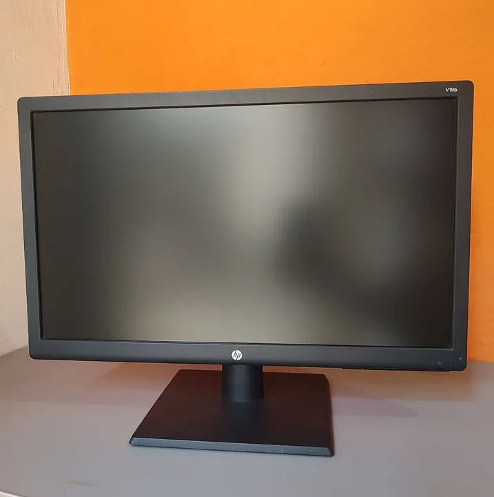 Monitor Led 19 Polegadas HP widescreen - Periféricos e Acessórios de ...