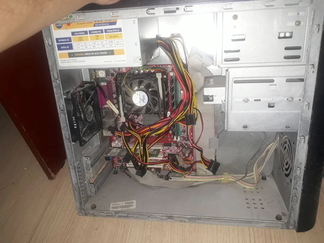 "computador antigo funcionando" no Brasil