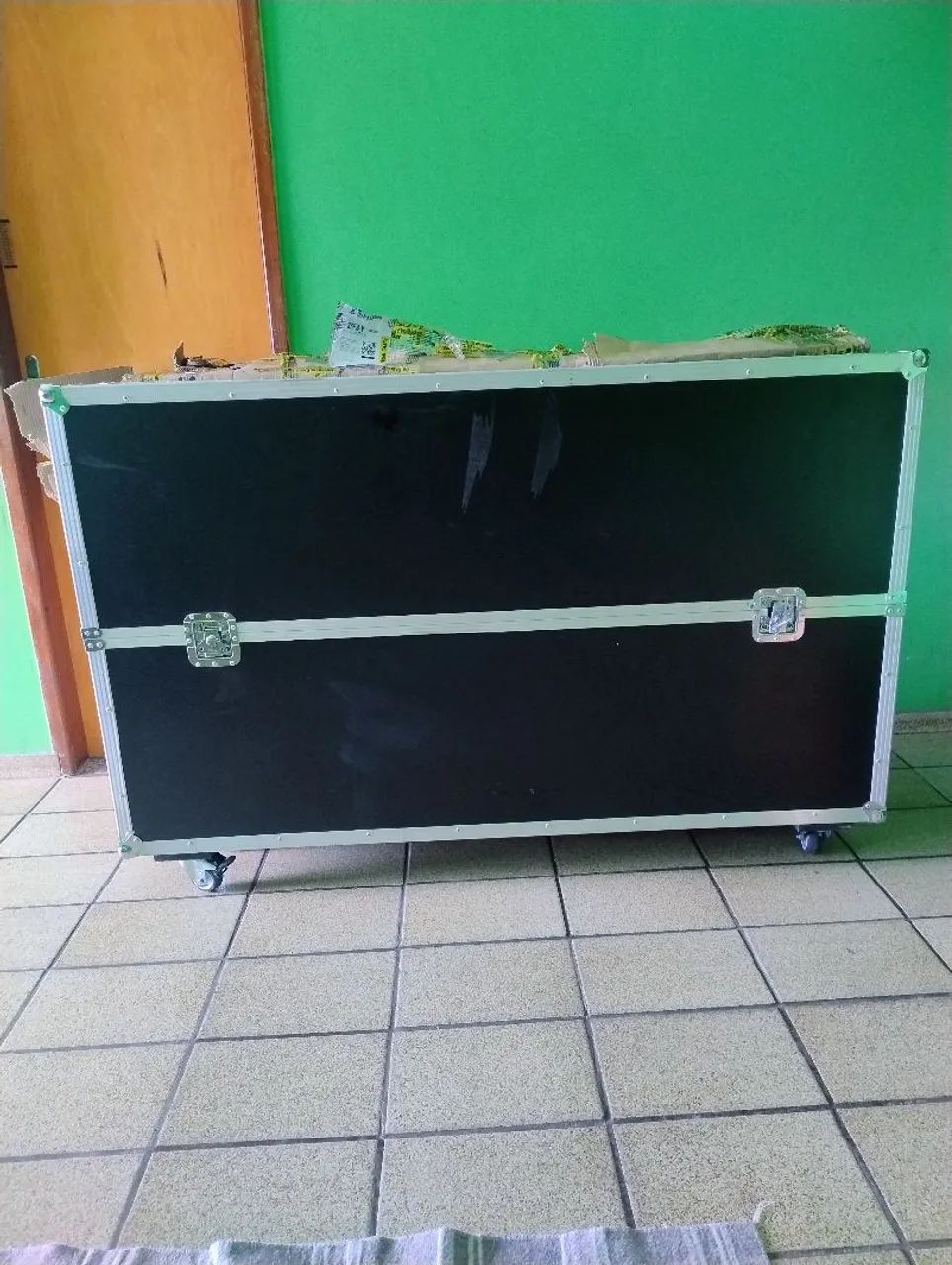 Case para transportar 2 Tvs tela 70 polegadas novo 2 unidades universal case - Equipamentos e ...