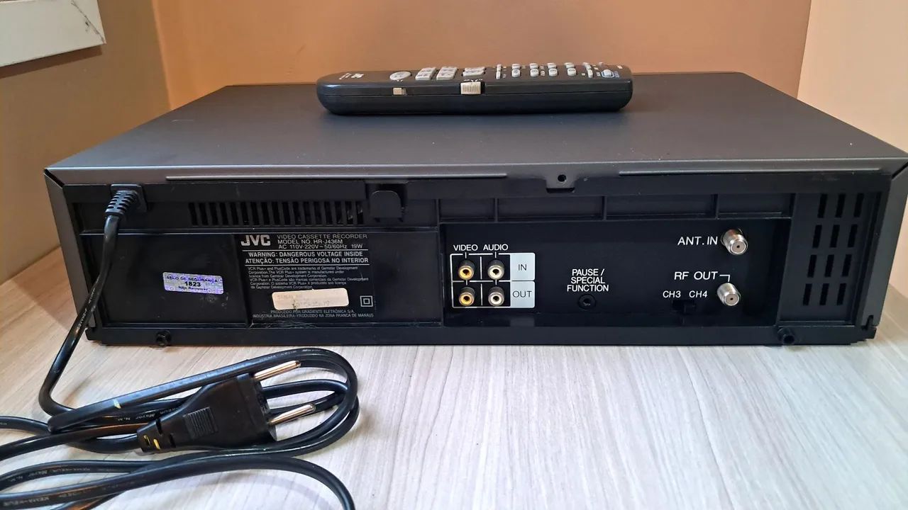 Vídeo cassete JVC Hr-j436M 4 cabeças - DVD, Blu-Ray e Vídeo Cassete ...