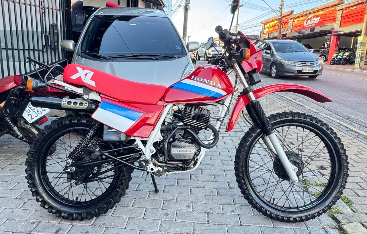 Motos HONDA XL no Brasil