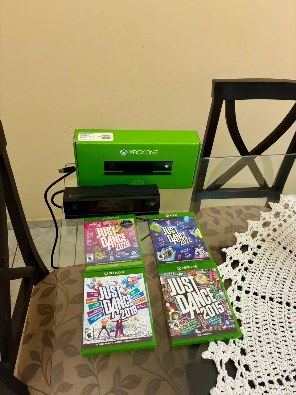 Kinect Xbox One + Jogos Just Dance (2015, 2019, 2020 Lacrado e 2022 ...