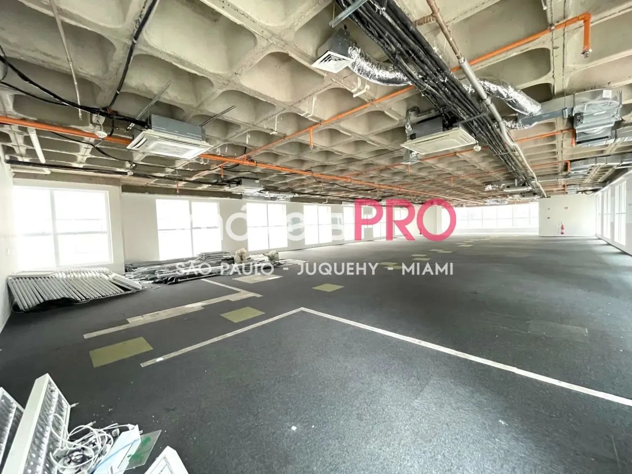 Laje corporativa de 469m² próxima do Shopping Vila Olímpia - Comércio e ...