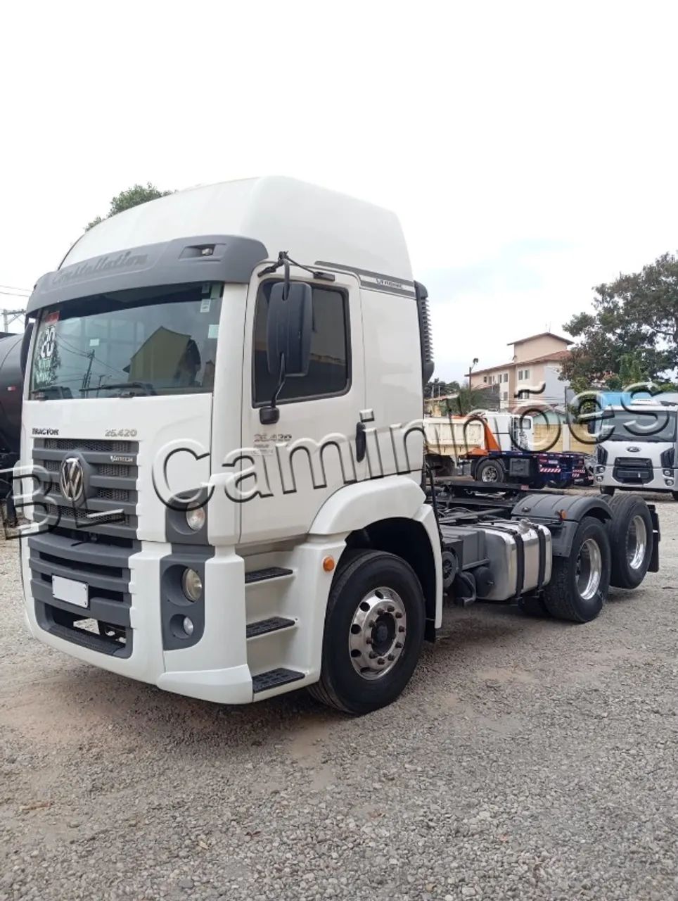 VW 25-420 6x2 automático ano 2020 com 400.00 km - Caminhões - Jardim ...
