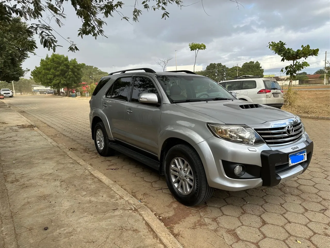 "toyota sw4 2015" - Carros Usados e Novos à venda
