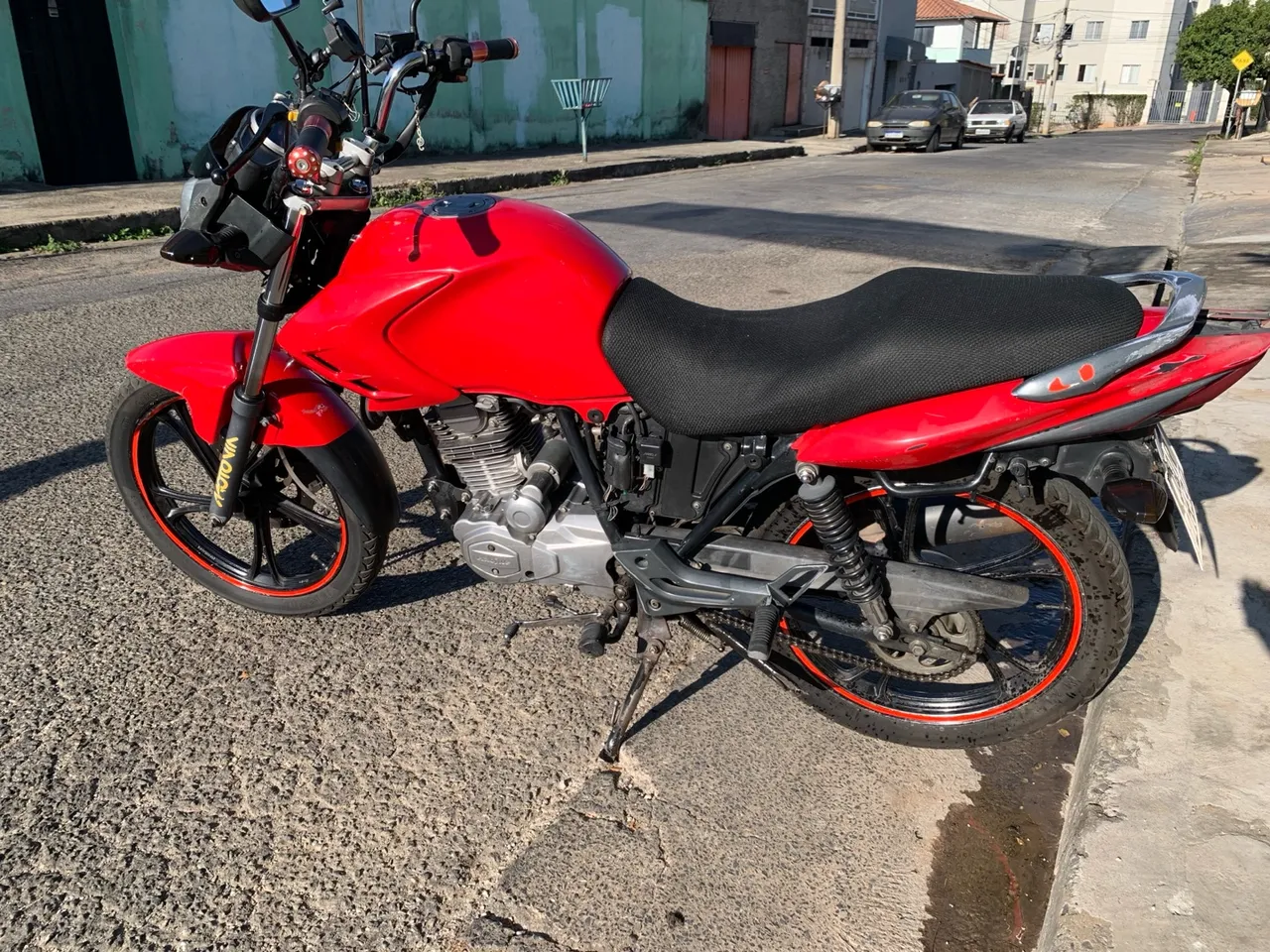 Motos DAFRA RIVA no Brasil