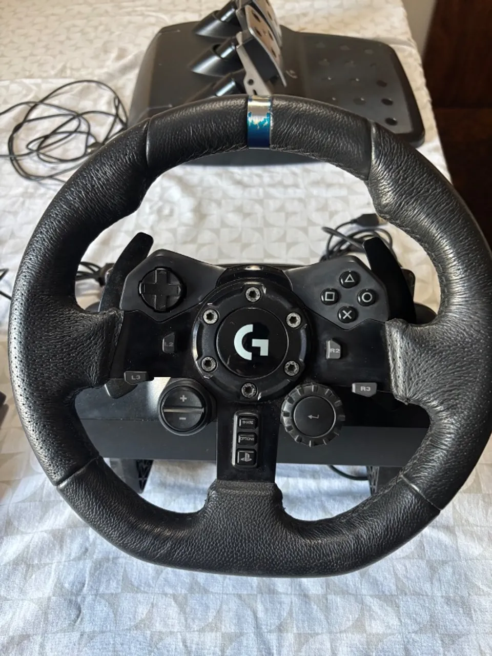 "volantes logitech" no Brasil