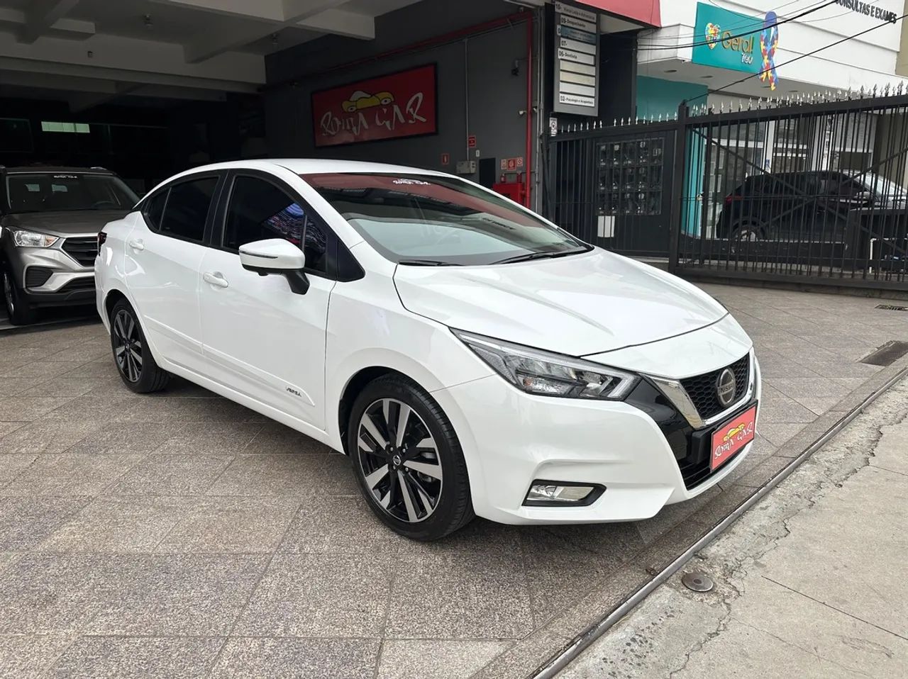 NISSAN VERSA 2022 Usados e Novos