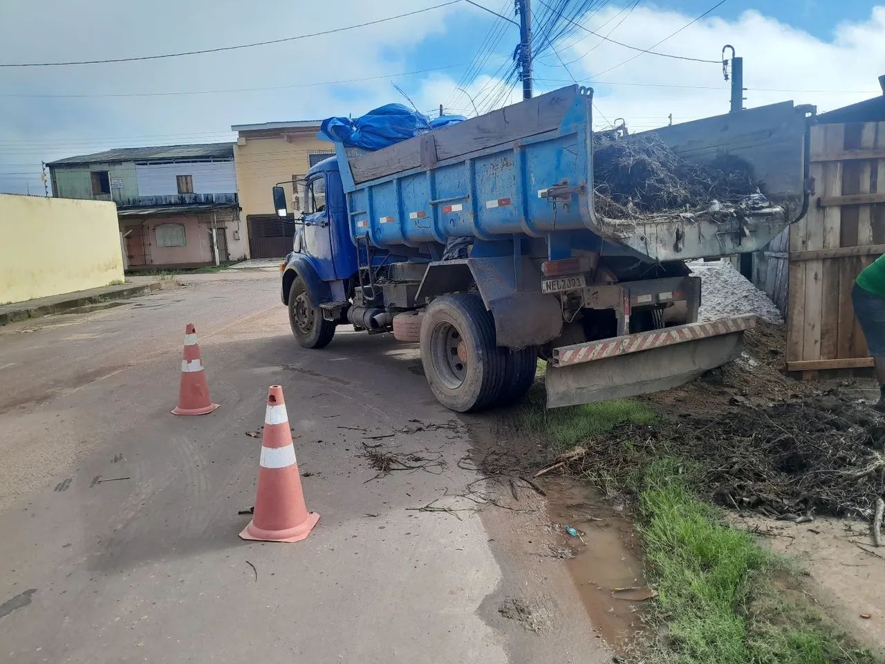 "retirar entulho" no Brasil