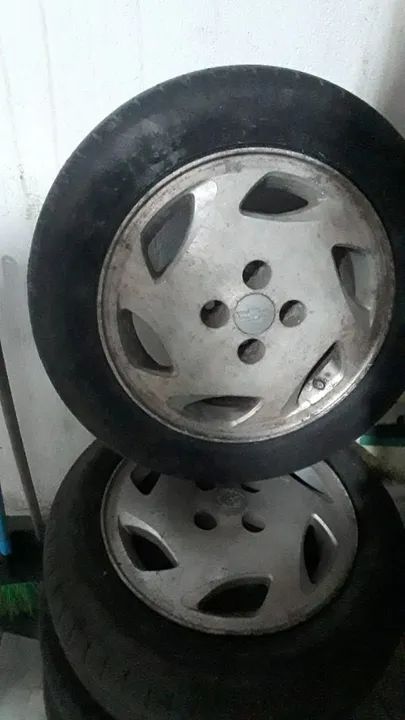 Rodas de liga leve 14 polegadas - Carros, vans e utilitários - Itanhaém 1380304882 | OLX