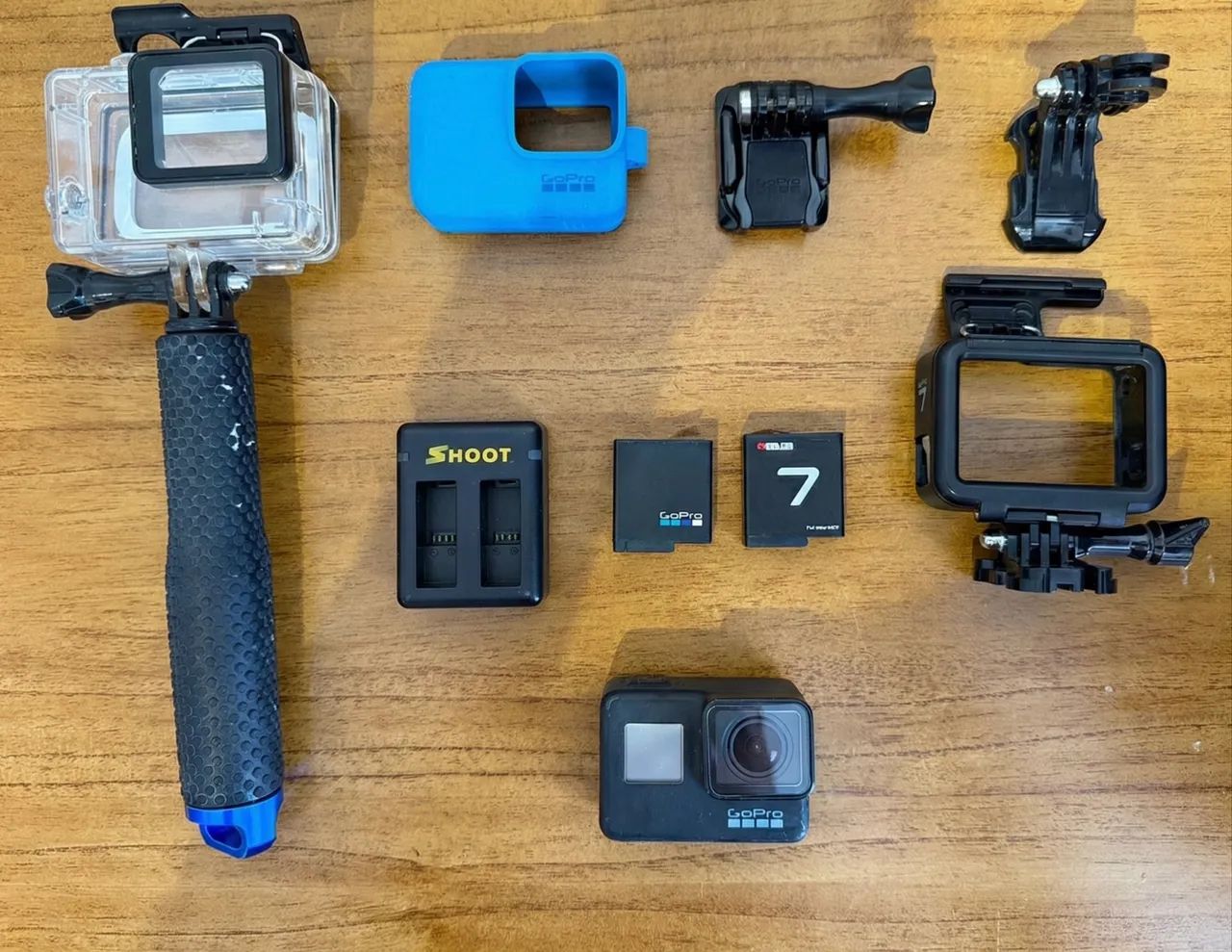 GoPro Hero 7 Black + Kit Acessórios (Oportunidade) - Câmeras e ...
