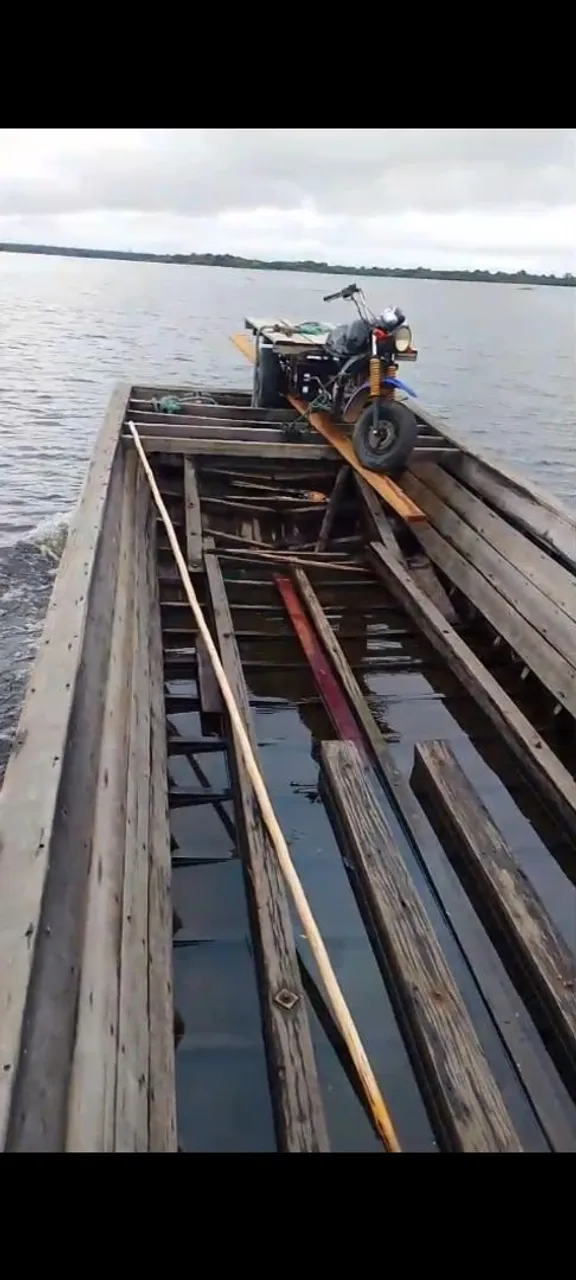 "balsa flutuante" no Brasil