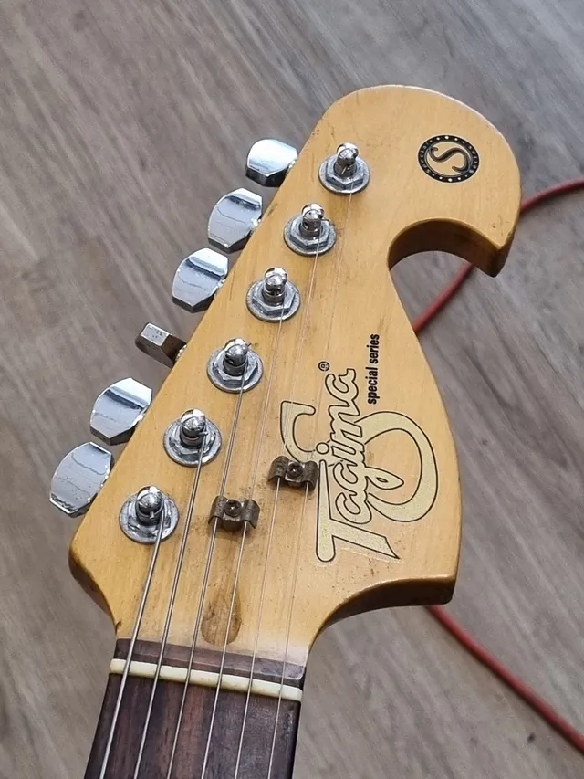 "guitarra tagima zero" - Instrumentos musicais no Brasil