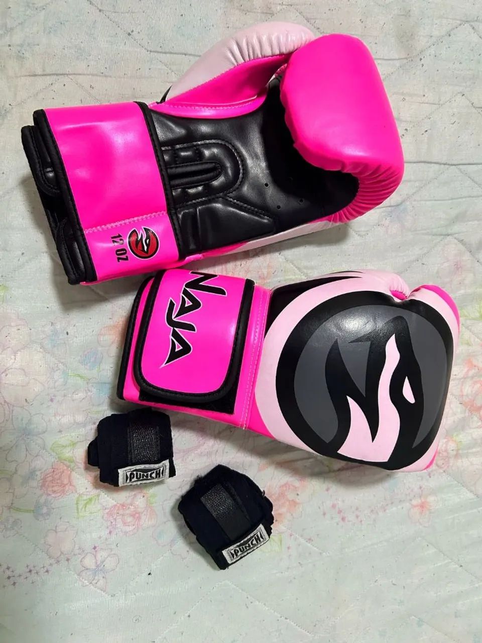 Luvas de Boxe Rosa - Naja 12oz - Academia e Exercícios - Jardim ...