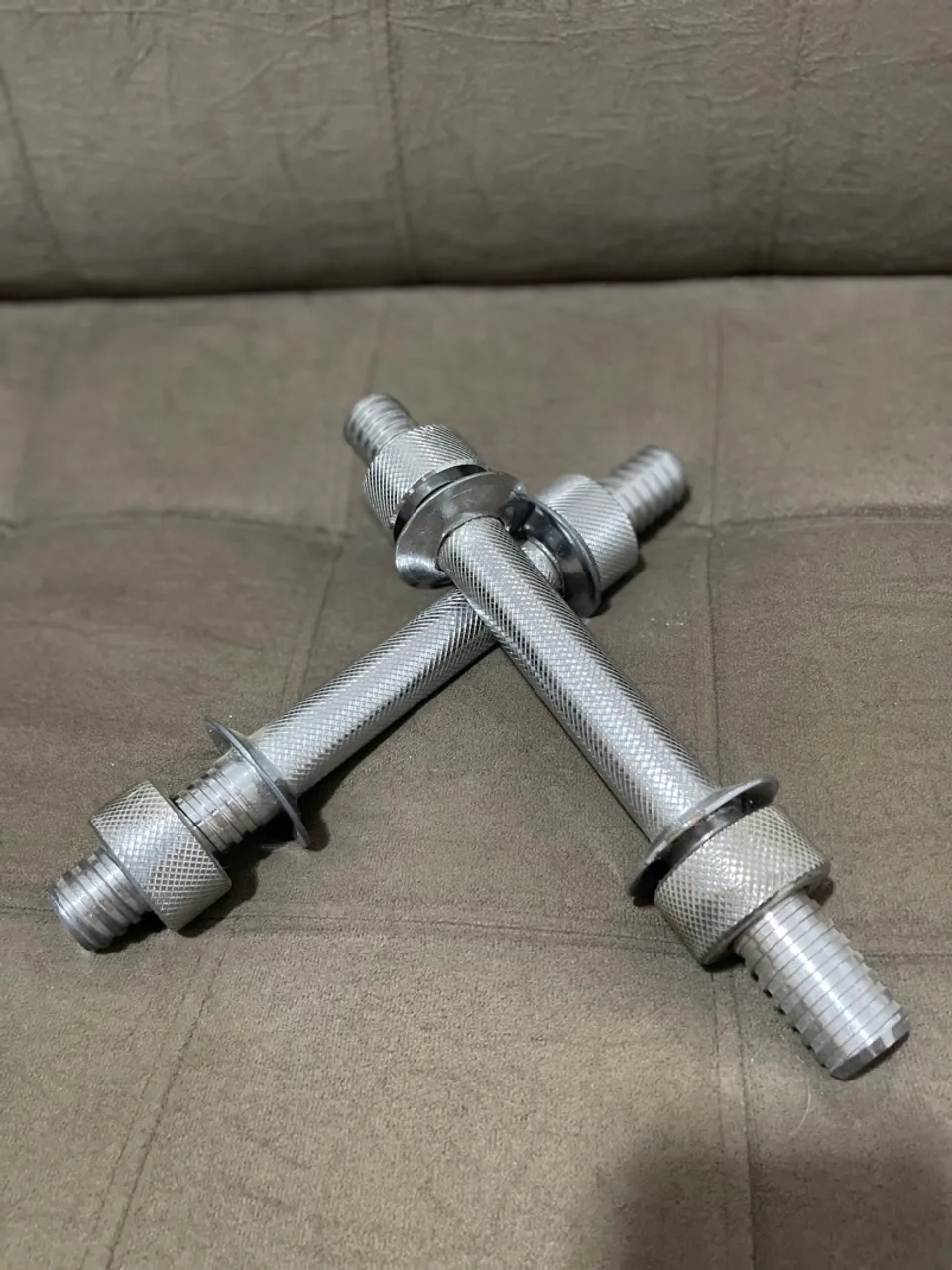 "alteres e anilhas" - Academia e Exercícios no Brasil